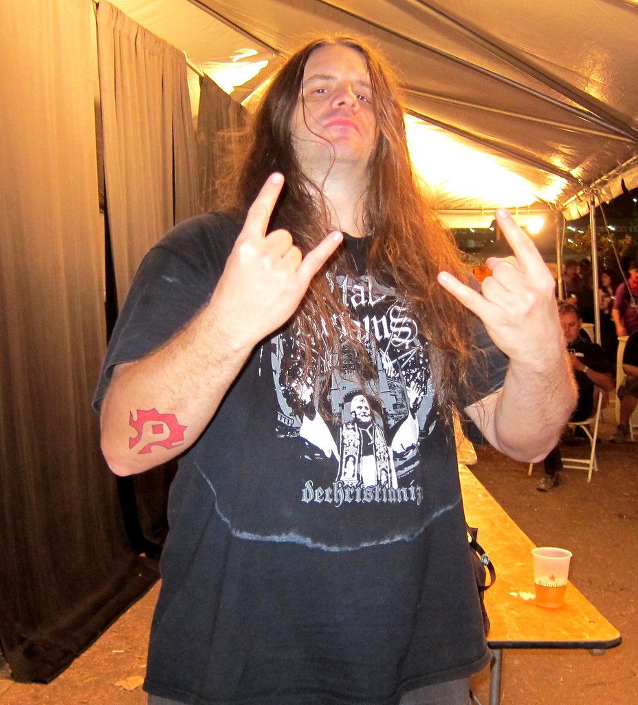 ESPECIAL: Cumpleaños de George "Corpsegrinder Fisher", el headbanging ...