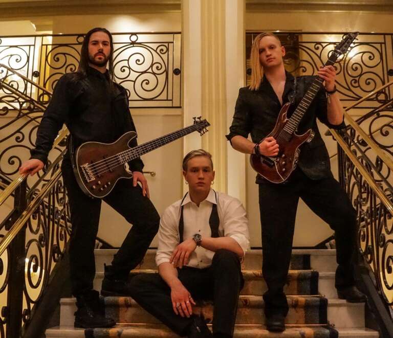 ¡Imparables! UNCURED se unen ahora en un tour con grandes bandas ...