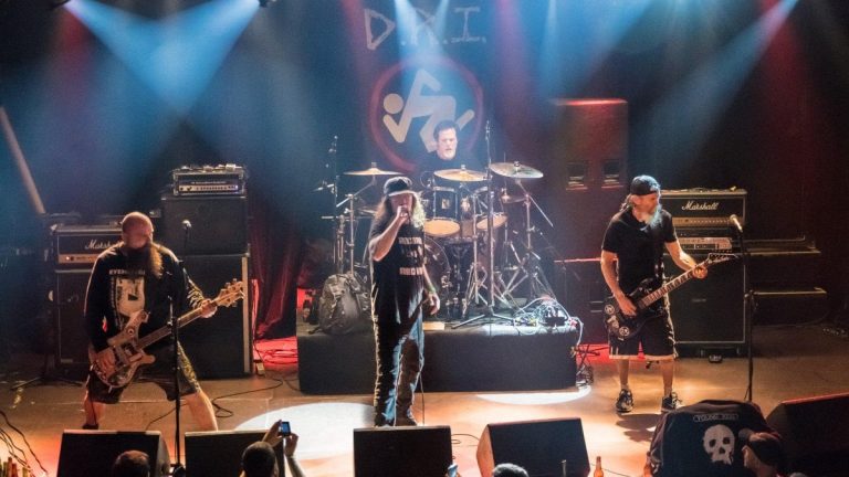 [Entrevista] - Kurt Brecht (D.R.I.): 'Nunca pedimos apoyo a los sellos ...